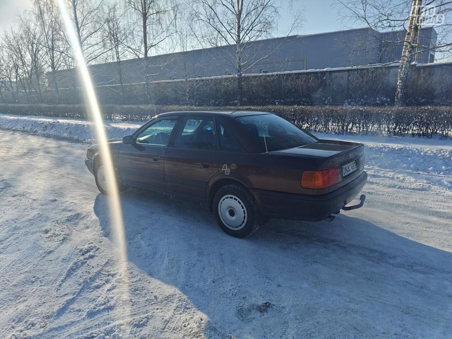 Violet Audi 100 1992 in Jonava, with an engine capacity of 2.50 L and mileage of 306 thousand km for 1800 €, photo 5 on AUTOMOTO.COM.LV