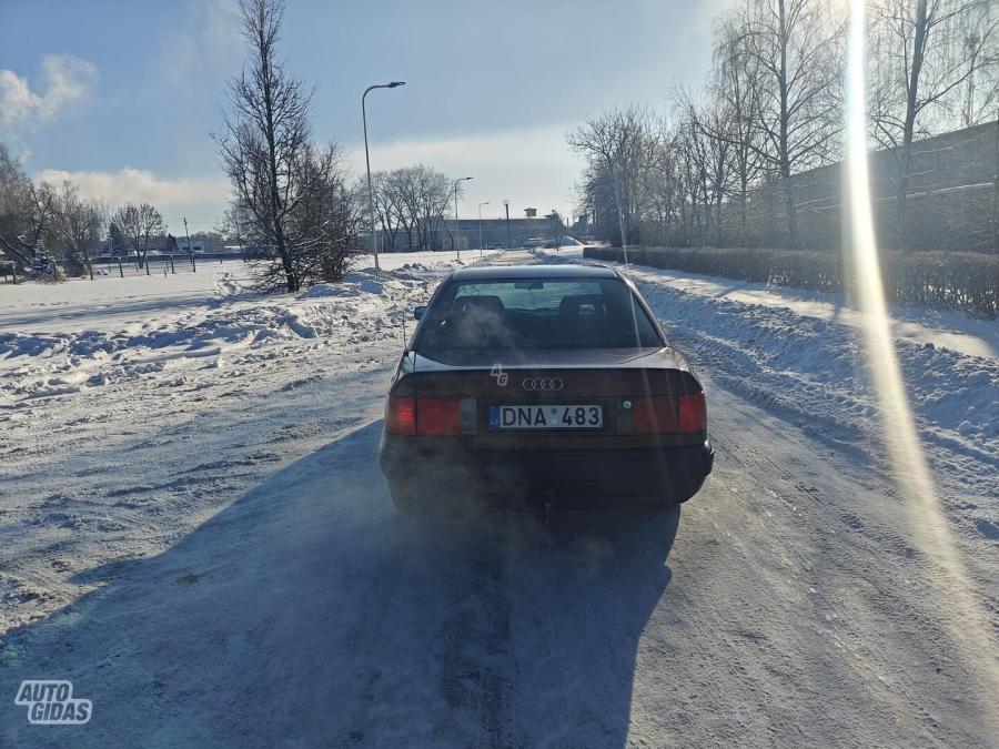 Violet Audi 100 1992 in Jonava, with an engine capacity of 2.50 L and mileage of 306 thousand km for 1800 €, photo 6 on AUTOMOTO.COM.LV