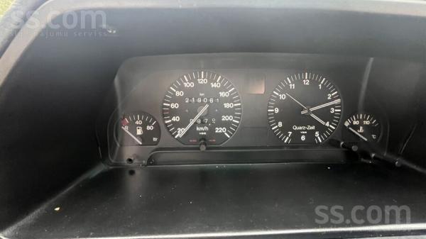 White Audi 100 1986 in Riga, with an engine capacity of 2.20 L and mileage of 220 thousand km for 1800 €, photo 6 on AUTOMOTO.COM.LV
