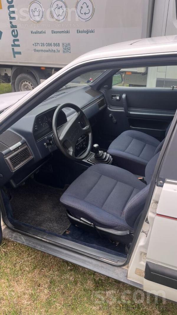 White Audi 100 1986 in Riga, with an engine capacity of 2.20 L and mileage of 220 thousand km for 1800 €, photo 10 on AUTOMOTO.COM.LV