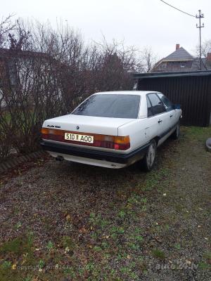 Balts Audi 100 1986 Tallina, ar dzinēja tilpumu 1.80 L un nobraukumu 244 tūkst. km par 1200 €, foto 3 vietnē AUTOMOTO.COM.LV
