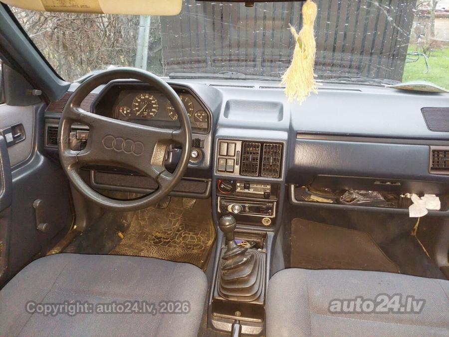 Balts Audi 100 1986 Tallina, ar dzinēja tilpumu 1.80 L un nobraukumu 244 tūkst. km par 1200 €, foto 7 vietnē AUTOMOTO.COM.LV