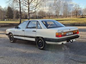 Balts Audi 100 1987 Plungė, ar dzinēja tilpumu 1.97 L un nobraukumu 209 tūkst. km par 1350 €, foto 3 vietnē AUTOMOTO.COM.LV