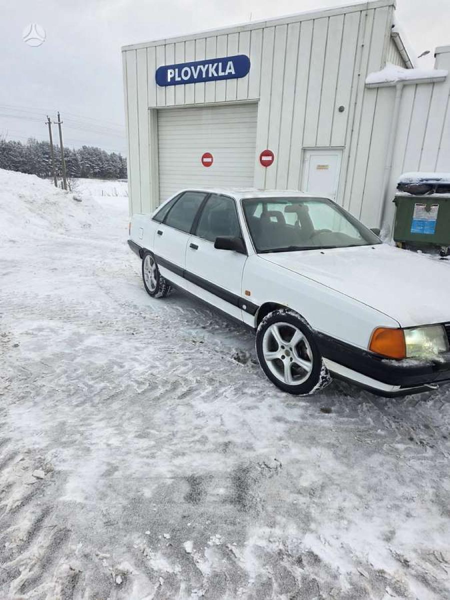 White Audi 100 1990 in Silale, with an engine capacity of 2.00 L and mileage of 160 thousand km for 1400 €, photo 1 on AUTOMOTO.COM.LV