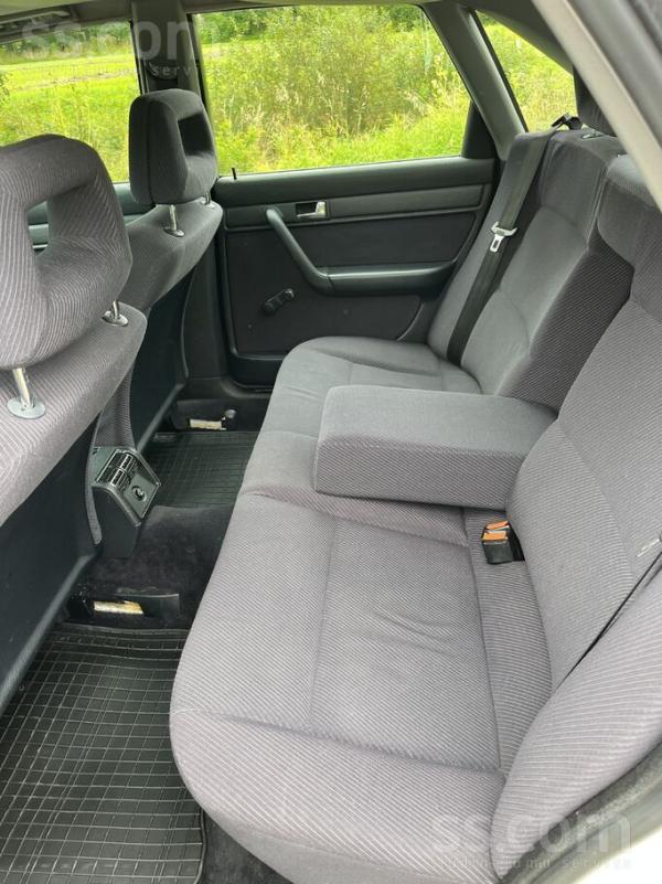 White Audi 100 2003 in Ogre, with an engine capacity of 2.60 L and mileage of 229 thousand km for 4900 €, photo 10 on AUTOMOTO.COM.LV