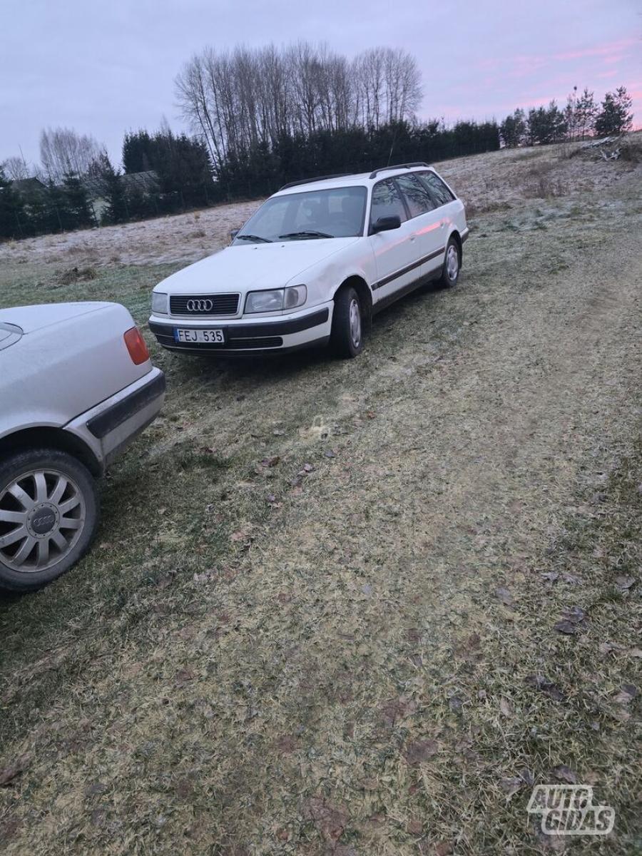 Balts Audi 100 1991 Širvintos, ar dzinēja tilpumu 2.50 L un nobraukumu 347 tūkst. km par 1550 €, foto 4 vietnē AUTOMOTO.COM.LV