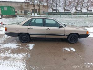 Dzeltens Audi 100 1985 Kėdainiai, ar dzinēja tilpumu 1.99 L un nobraukumu 100 tūkst. km par 700 €, foto 2 vietnē AUTOMOTO.COM.LV