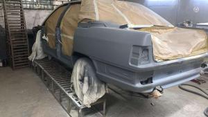 Black Audi 200 1989 in Riga, with an engine capacity of 2.23 L and mileage of 235 thousand km for 9900 €, photo 8 on AUTOMOTO.COM.LV