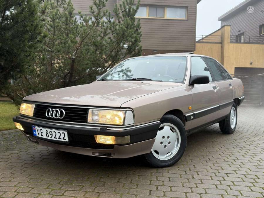 Brūns Audi 200 1988 Viļņa, ar dzinēja tilpumu 2.23 L un nobraukumu 117 tūkst. km par 4500 €, foto 1 vietnē AUTOMOTO.COM.LV