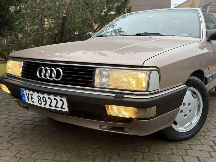 Brūns Audi 200 1988 Viļņa, ar dzinēja tilpumu 2.23 L un nobraukumu 117 tūkst. km par 4500 €, foto 2 vietnē AUTOMOTO.COM.LV