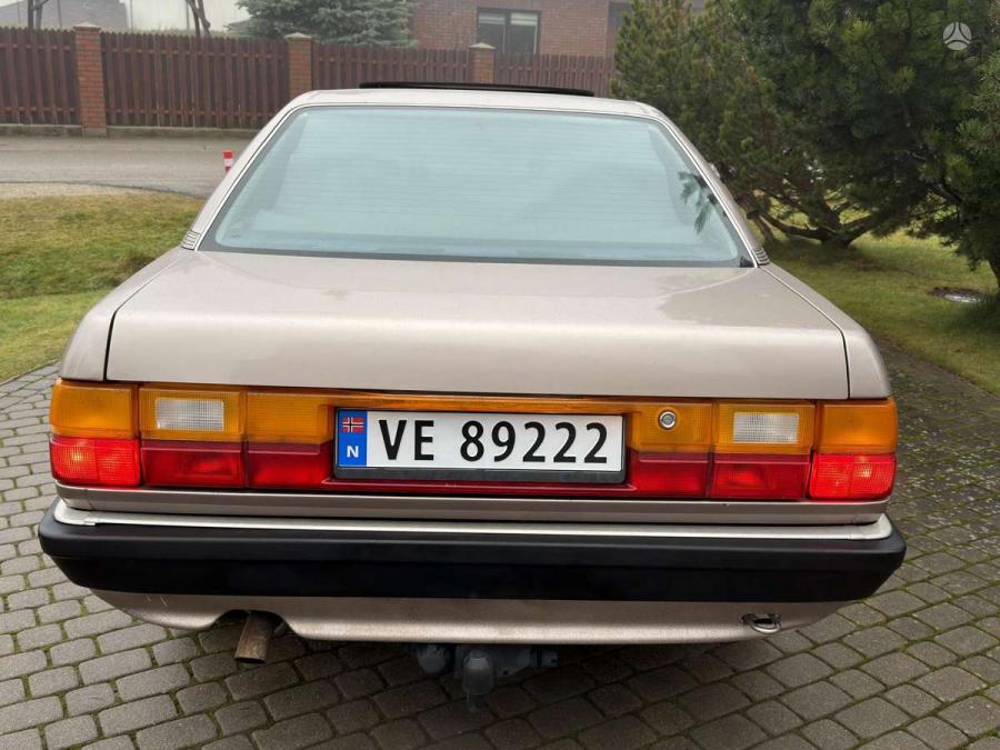 Brūns Audi 200 1988 Viļņa, ar dzinēja tilpumu 2.23 L un nobraukumu 117 tūkst. km par 4500 €, foto 6 vietnē AUTOMOTO.COM.LV