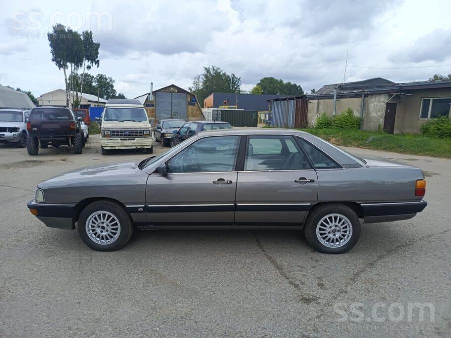 Ауди 200 1984 в Рига, объемом двигателя 2.20 л и пробегом 135 тыс. км за 5500 €, фото 6 на AUTOMOTO.COM.LV