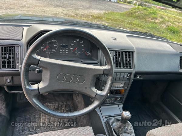Audi 200 1986 in Tallinn on AUTOMOTO.COM.LV Audi 200 1986 in Tallinn, with an engine capacity of 2.10 L and mileage of 92 thousand km for 8500 €, photo 9 on AUTOMOTO.COM.LV