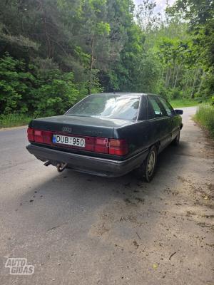 Audi 200 1989 Viļņa, ar dzinēja tilpumu 2.00 L un nobraukumu 200 tūkst. km par 2300 €, foto 4 vietnē AUTOMOTO.COM.LV