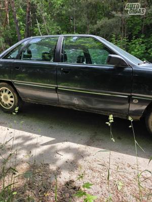 Audi 200 1989 Viļņa, ar dzinēja tilpumu 2.00 L un nobraukumu 200 tūkst. km par 2300 €, foto 7 vietnē AUTOMOTO.COM.LV