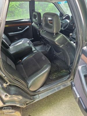 Audi 200 1989 Viļņa, ar dzinēja tilpumu 2.00 L un nobraukumu 200 tūkst. km par 2300 €, foto 9 vietnē AUTOMOTO.COM.LV