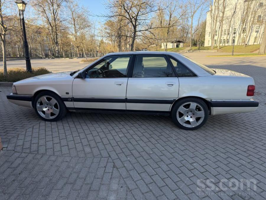 White Audi 200 1990 in Riga, with an engine capacity of 2.20 L and mileage of 0 thousand km for 13850 €, photo 12 on AUTOMOTO.COM.LV