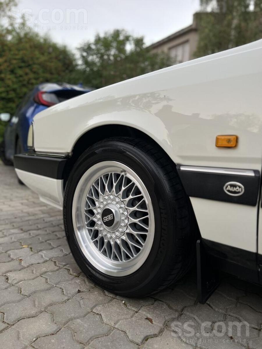 Balts Audi 200 1991 Rīga, ar dzinēja tilpumu 2.20 L un nobraukumu 177 tūkst. km par 25500 €, foto 2 vietnē AUTOMOTO.COM.LV