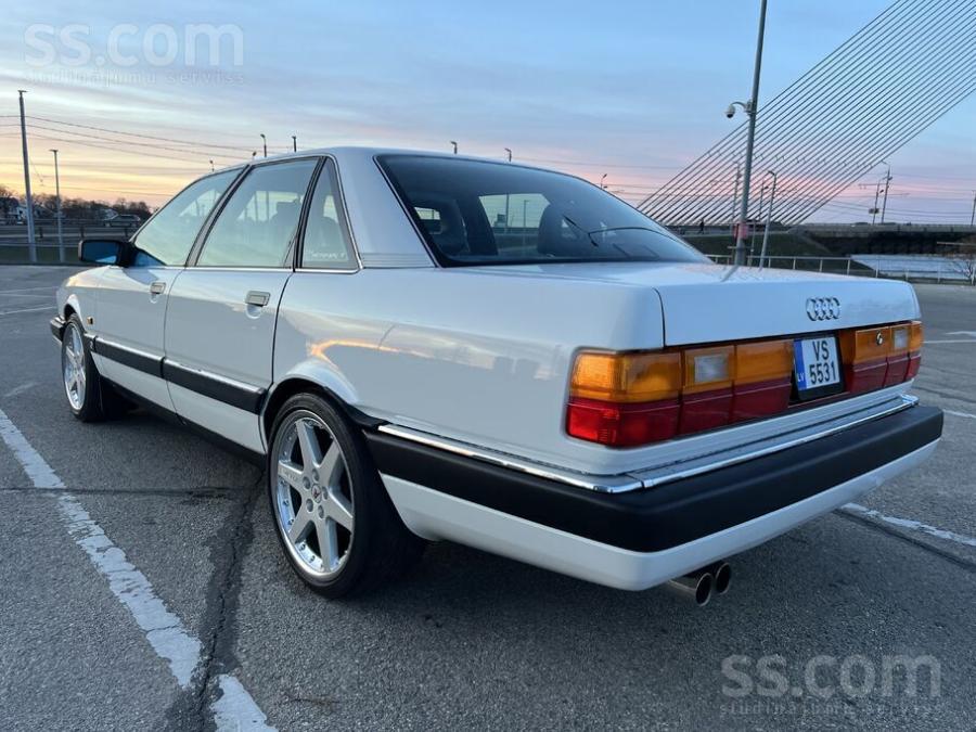 Balts Audi 200 1991 Rīga, ar dzinēja tilpumu 2.20 L un nobraukumu 177 tūkst. km par 25500 €, foto 18 vietnē AUTOMOTO.COM.LV