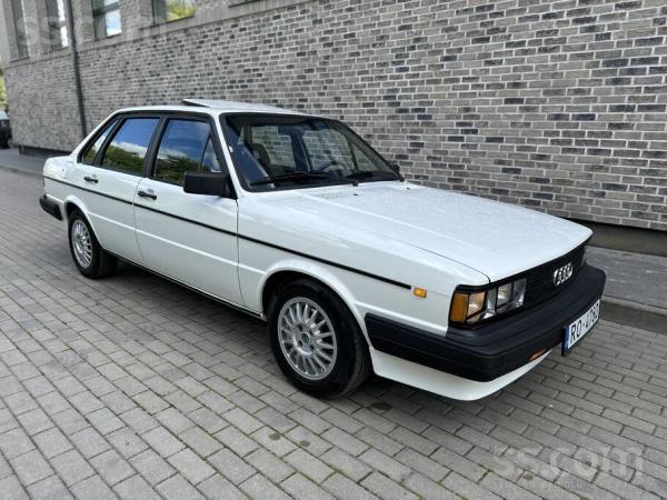 White Audi 4000 1984 in Tukums, with an engine capacity of 2.20 L and mileage of 228 thousand km for 15990 €, photo 6 on AUTOMOTO.COM.LV