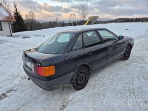 Black Audi 80 1989 in Cesis, with an engine capacity of 2.00 L and mileage of 277 thousand km for 900 €, photo 4 on AUTOMOTO.COM.LV