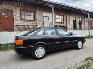 Melns Audi 80 1989 Rīga, ar dzinēja tilpumu 2.00 L un nobraukumu 303 tūkst. km par 1180 €, foto 3 vietnē AUTOMOTO.COM.LV