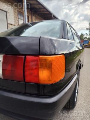 Melns Audi 80 1989 Rīga, ar dzinēja tilpumu 2.00 L un nobraukumu 303 tūkst. km par 1180 €, foto 9 vietnē AUTOMOTO.COM.LV