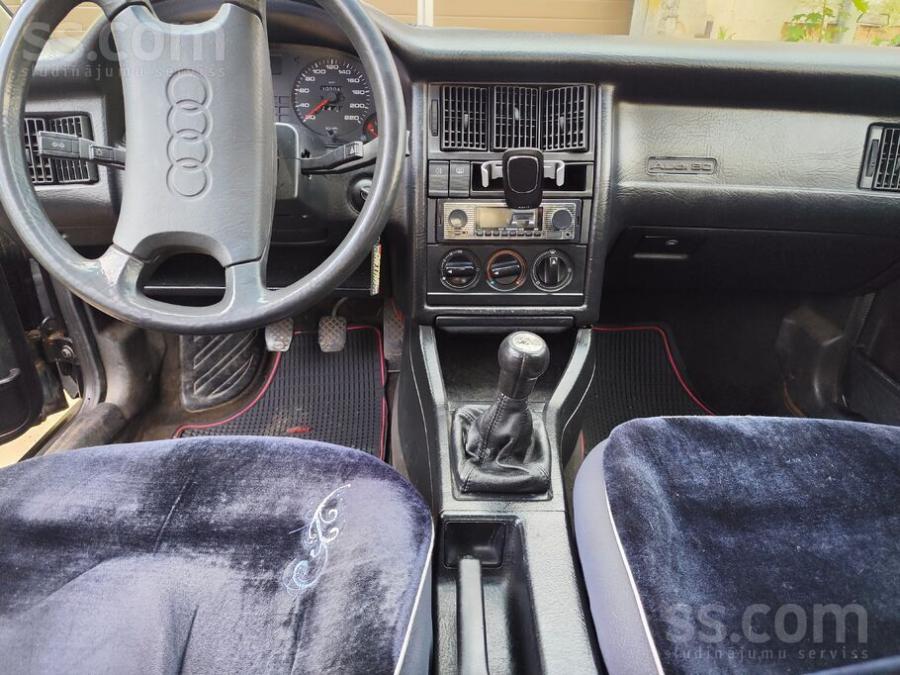 Melns Audi 80 1989 Rīga, ar dzinēja tilpumu 2.00 L un nobraukumu 303 tūkst. km par 1180 €, foto 13 vietnē AUTOMOTO.COM.LV