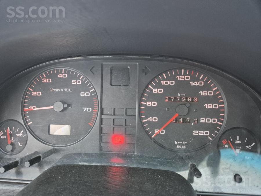 Melns Audi 80 1989 Cēsis, ar dzinēja tilpumu 2.00 L un nobraukumu 277 tūkst. km par 900 €, foto 6 vietnē AUTOMOTO.COM.LV