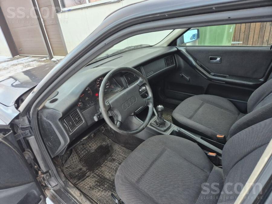 Melns Audi 80 1989 Cēsis, ar dzinēja tilpumu 2.00 L un nobraukumu 277 tūkst. km par 900 €, foto 7 vietnē AUTOMOTO.COM.LV