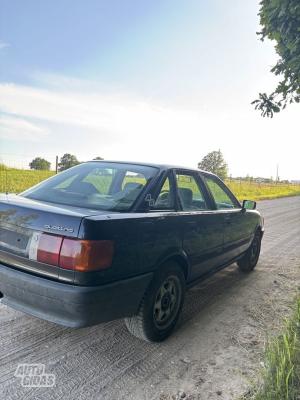 Black Audi 80 1989 in Mazeikiai, with an engine capacity of 2.00 L and mileage of 250 thousand km for 900 €, photo 6 on AUTOMOTO.COM.LV