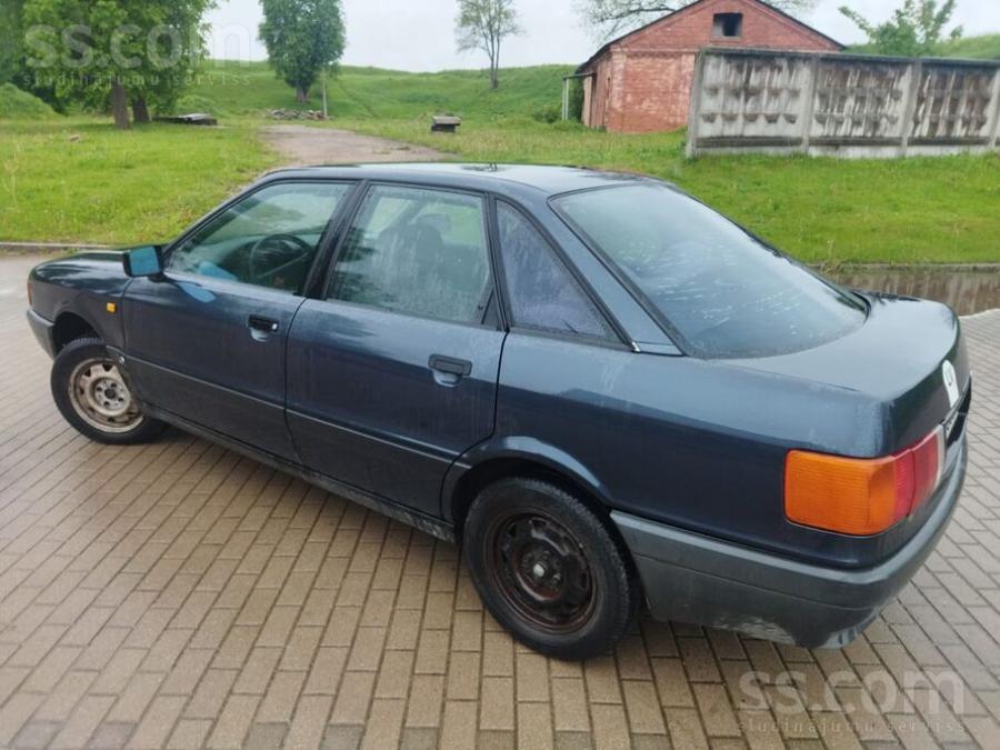 Melns Audi 80 1989 Daugavpils, ar dzinēja tilpumu 1.60 L un nobraukumu 340 tūkst. km par 1000 €, foto 1 vietnē AUTOMOTO.COM.LV