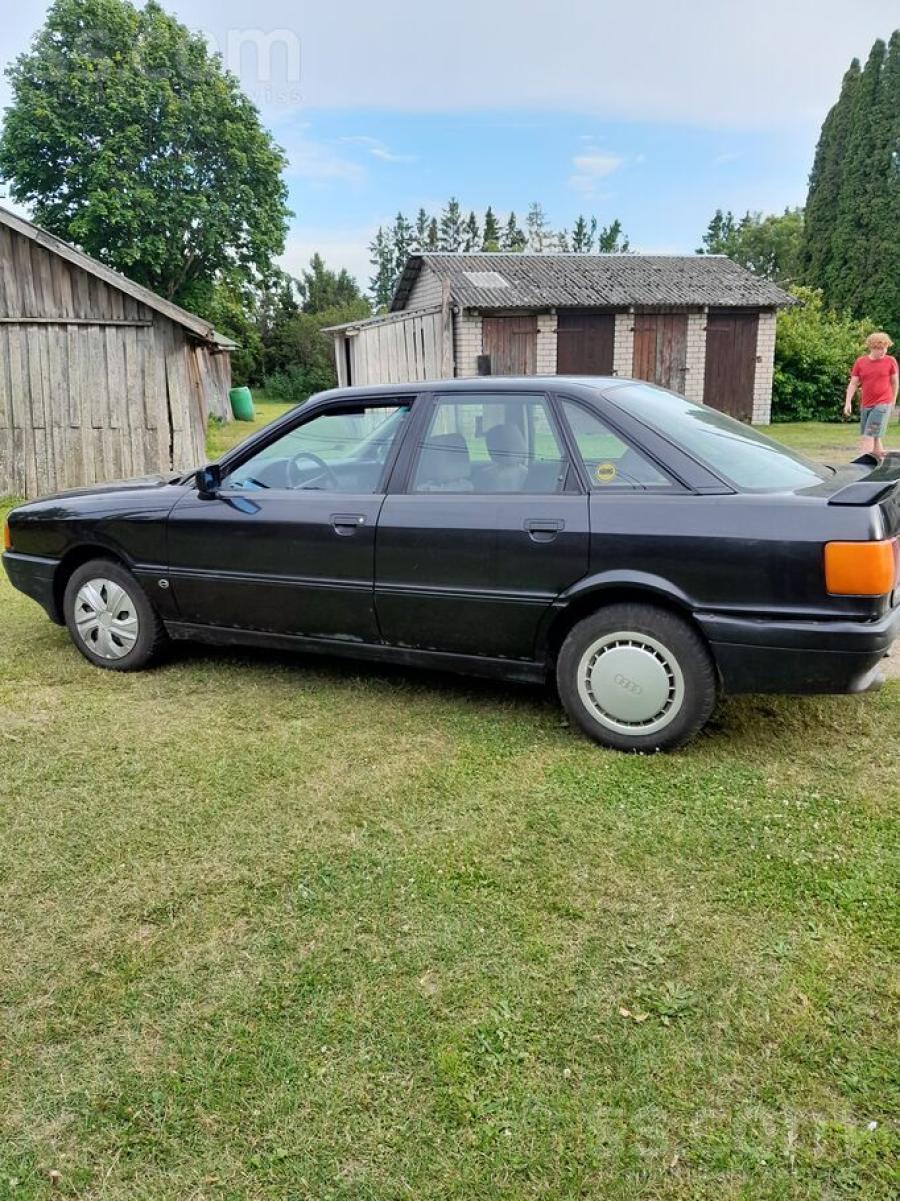 Melns Audi 80 1990 Tukums, ar dzinēja tilpumu 1.80 L un nobraukumu 181 tūkst. km par 750 €, foto 4 vietnē AUTOMOTO.COM.LV
