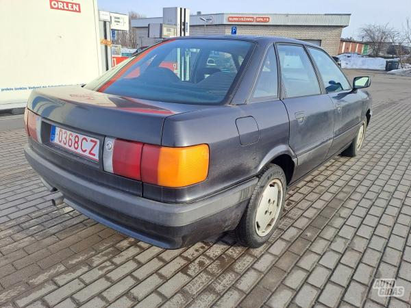 Melns Audi 80 1990 Klaipėda, ar dzinēja tilpumu 1.80 L un nobraukumu 207 tūkst. km par 450 €, foto 3 vietnē AUTOMOTO.COM.LV