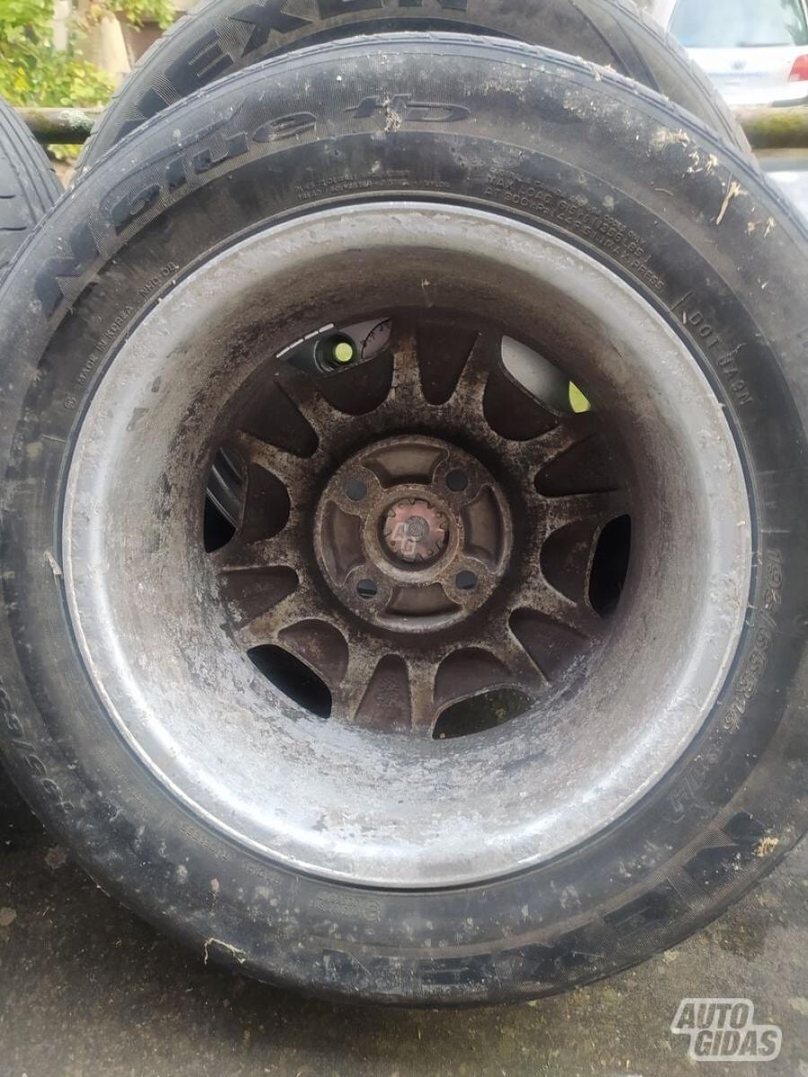 Melns Audi 80 1990 Pasvalys, ar dzinēja tilpumu 1.90 L un nobraukumu 0 tūkst. km par 200 €, foto 3 vietnē AUTOMOTO.COM.LV