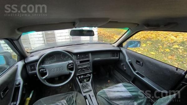 Black Audi 80 1991 in Riga, with an engine capacity of 1.90 L and mileage of 217 thousand km for 1000 €, photo 4 on AUTOMOTO.COM.LV
