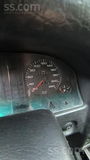 Melns Audi 80 1991 Rīga, ar dzinēja tilpumu 1.90 L un nobraukumu 217 tūkst. km par 1000 €, foto 6 vietnē AUTOMOTO.COM.LV