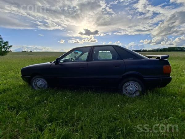 Melns Audi 80 1991 Valmiera, ar dzinēja tilpumu 1.80 L un nobraukumu 273 tūkst. km par 400 €, foto 1 vietnē AUTOMOTO.COM.LV
