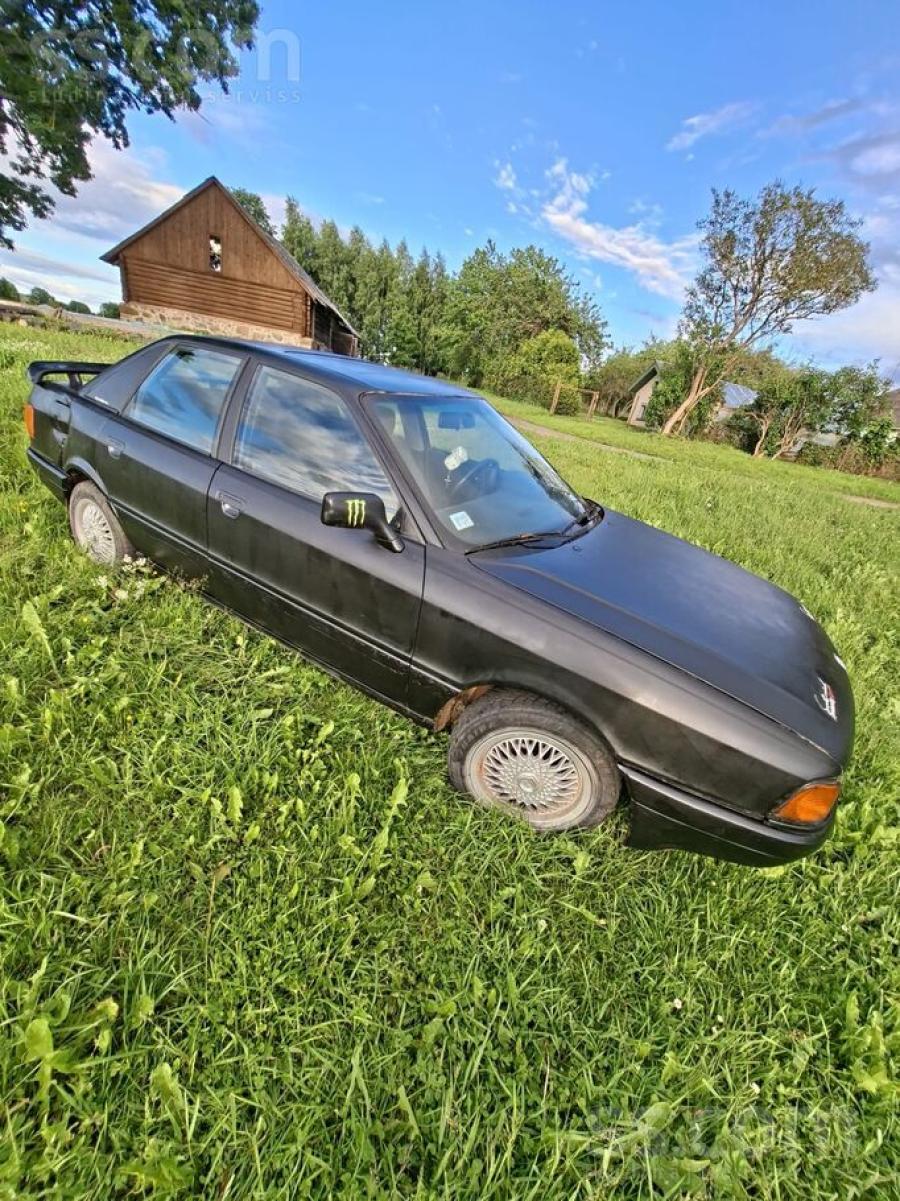 Melns Audi 80 1991 Valmiera, ar dzinēja tilpumu 1.80 L un nobraukumu 273 tūkst. km par 400 €, foto 4 vietnē AUTOMOTO.COM.LV