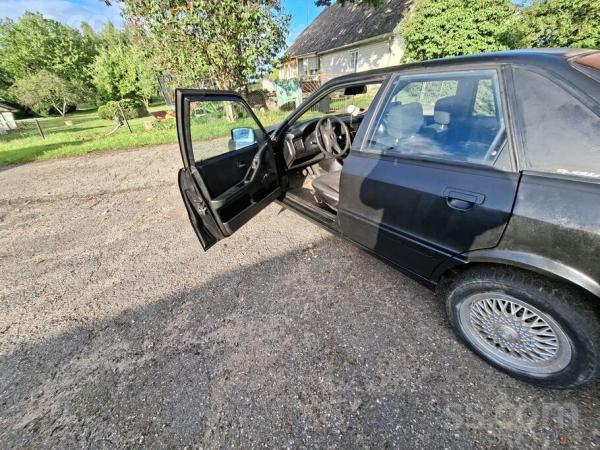 Melns Audi 80 1991 Valmiera, ar dzinēja tilpumu 1.80 L un nobraukumu 273 tūkst. km par 400 €, foto 6 vietnē AUTOMOTO.COM.LV