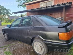 Melns Audi 80 1991 Valmiera, ar dzinēja tilpumu 1.80 L un nobraukumu 273 tūkst. km par 400 €, foto 10 vietnē AUTOMOTO.COM.LV