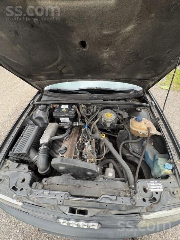 Black Audi 80 1991 in Riga, with an engine capacity of 1.90 L and mileage of 500 thousand km for 850 €, photo 8 on AUTOMOTO.COM.LV