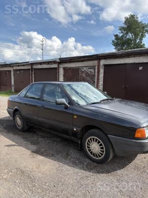 Black Audi 80 1991 in Riga, with an engine capacity of 1.90 L and mileage of 500 thousand km for 850 €, photo  on AUTOMOTO.COM.LV