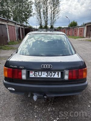 Black Audi 80 1991 in Riga, with an engine capacity of 1.90 L and mileage of 500 thousand km for 450 €, photo 5 on AUTOMOTO.COM.LV