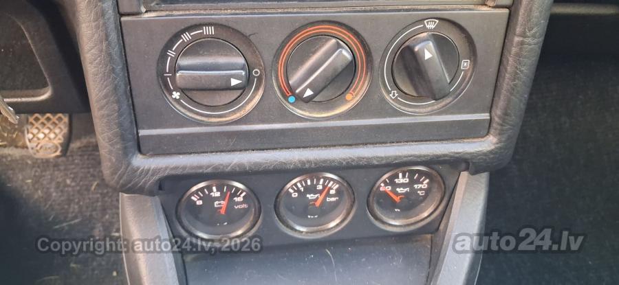 Melns Audi 80 1991 Tartu, ar dzinēja tilpumu 1.80 L un nobraukumu 162 tūkst. km par 3990 €, foto 12 vietnē AUTOMOTO.COM.LV
