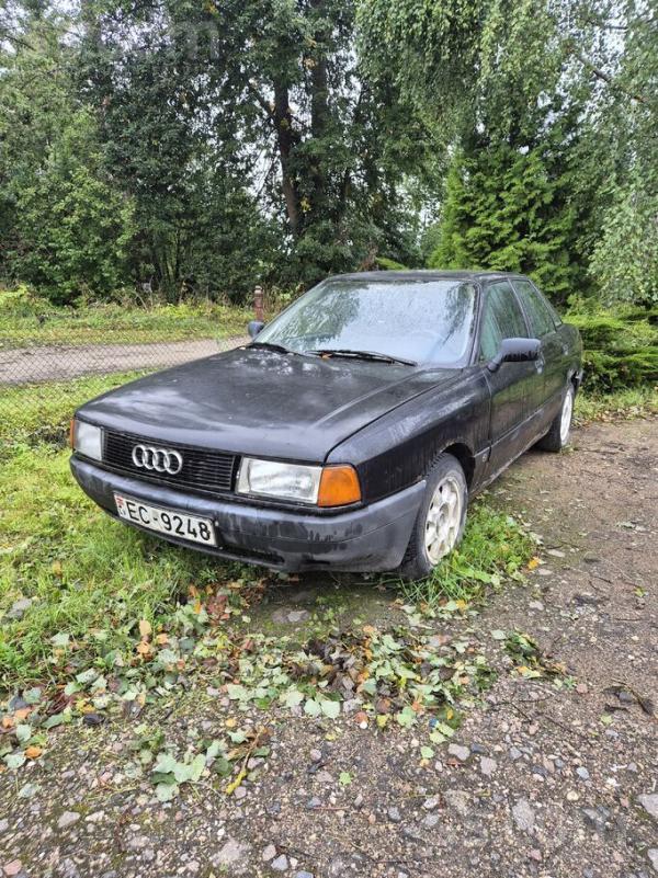 Melns Audi 80 1991 Ludza, ar dzinēja tilpumu 1.60 L un nobraukumu 342 tūkst. km par 300 €, foto 1 vietnē AUTOMOTO.COM.LV