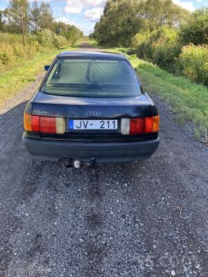 Black Audi 80 1991 in Ludza, with an engine capacity of 1.60 L and mileage of 343 thousand km for 1150 €, photo 9 on AUTOMOTO.COM.LV