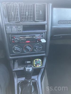 Black Audi 80 1991 in Ludza, with an engine capacity of 1.60 L and mileage of 343 thousand km for 1150 €, photo 14 on AUTOMOTO.COM.LV