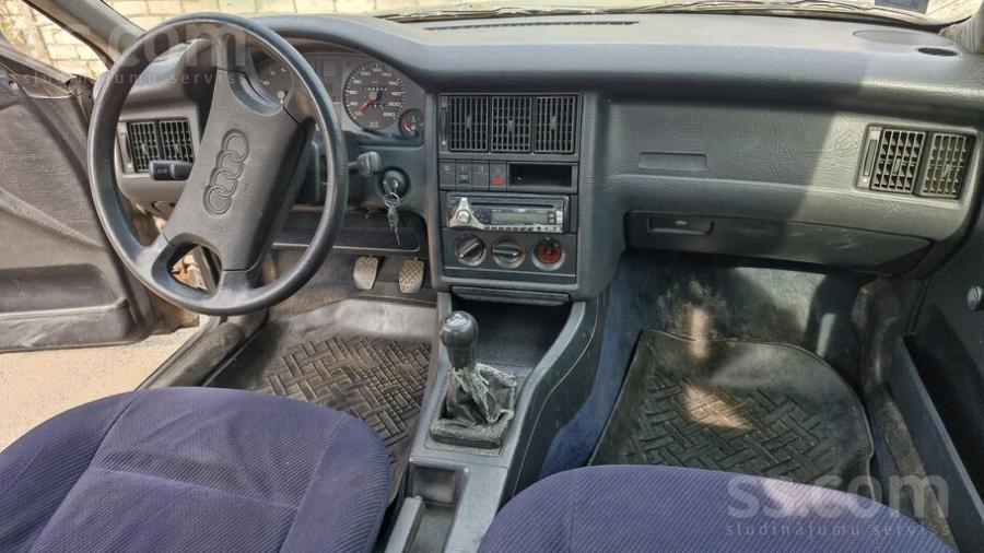 Black Audi 80 1992 in Riga, with an engine capacity of 1.90 L and mileage of 288 thousand km for 550 €, photo 7 on AUTOMOTO.COM.LV
