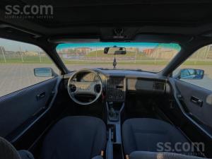 Melns Audi 80 1992 Valmiera, ar dzinēja tilpumu 2.00 L un nobraukumu 307 tūkst. km par 2800 €, foto 3 vietnē AUTOMOTO.COM.LV